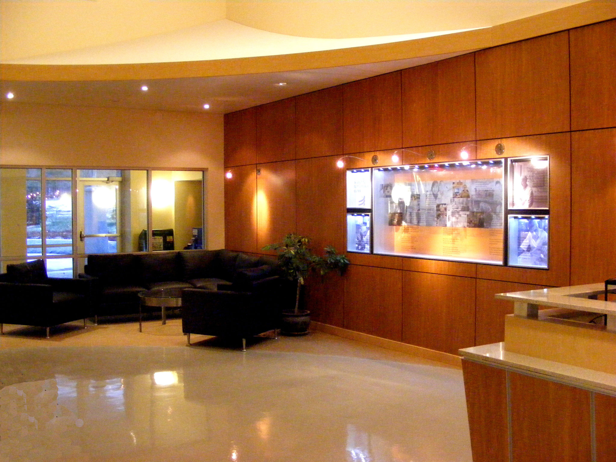 Jackson Laboratory: Public Entrance